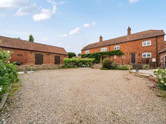 4 Bedroom Barn Conversion Character Property