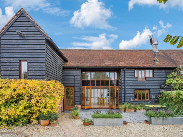 4 Bedroom Barn Conversion Character Property