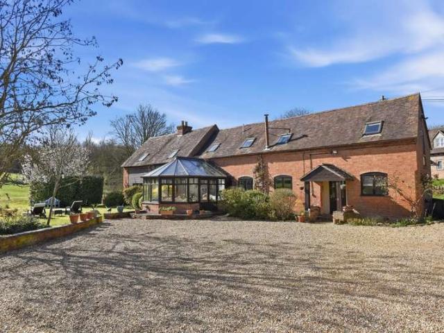 4 Bedroom Barn Conversion Character Property