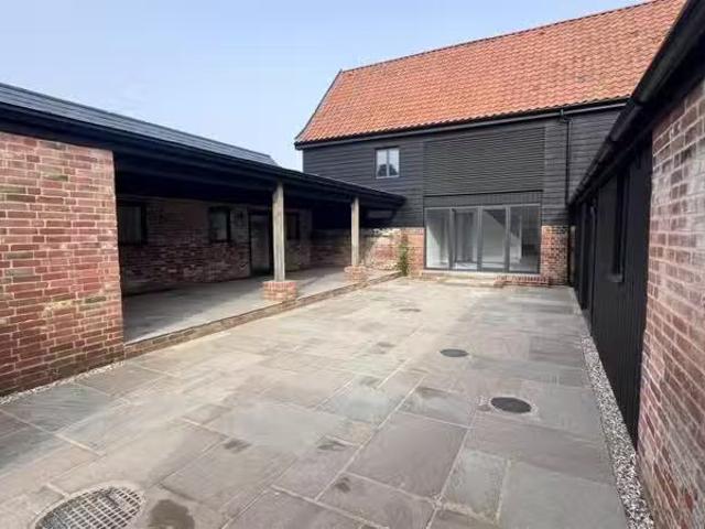 4 bedroom barn conversion for rent in Framsden, Woodbridge, IP14