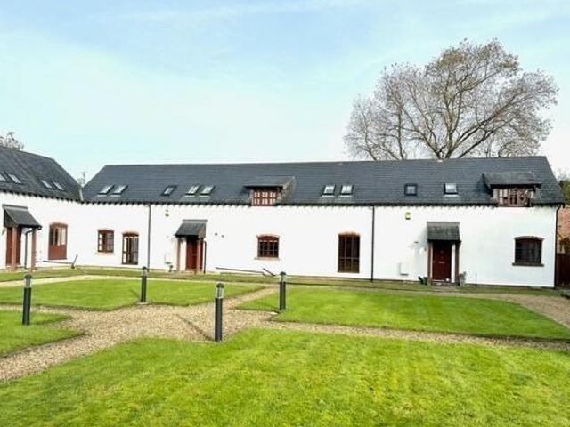 4 Bedroom Barn Conversion For Rent In Holmes Chapel