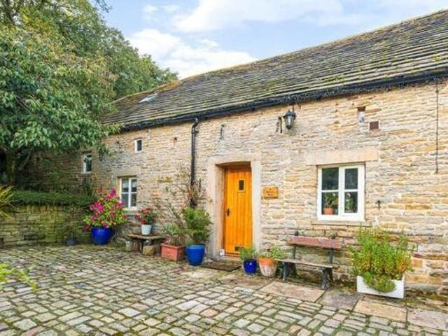 4 Bedroom Barn Conversion For Rent In Hollingworth Hall Farm