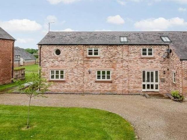 4 bedroom barn conversion for rent in Sarn Road Malpas SY14