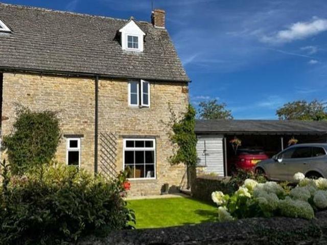 4 Bedroom Barn Conversion For Sale In High Street, Great Rollright