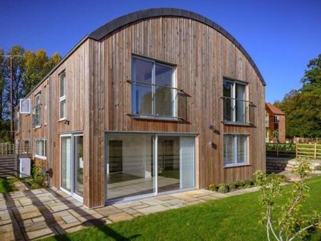 4 Bedroom Barn Conversion For Sale In Knowle