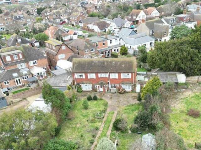 4 Bedroom Barn Conversion For Sale In Southwick