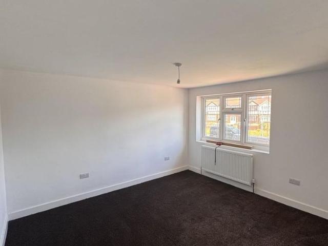 4 bedroom barn conversion to rent