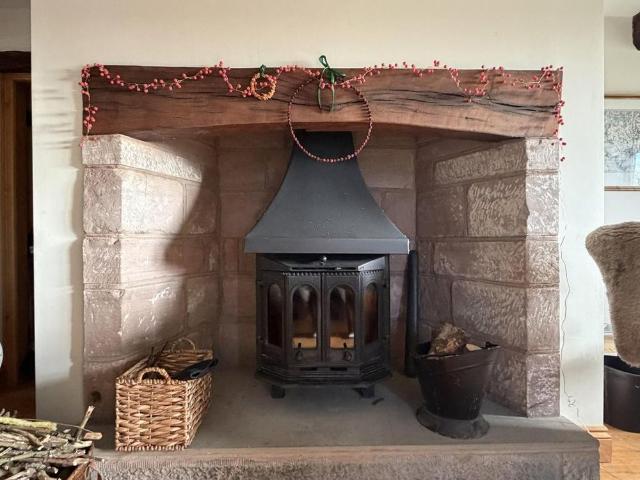 4 bedroom barn conversion to rent