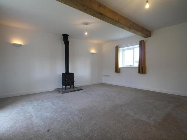 4 bedroom barn conversion to rent