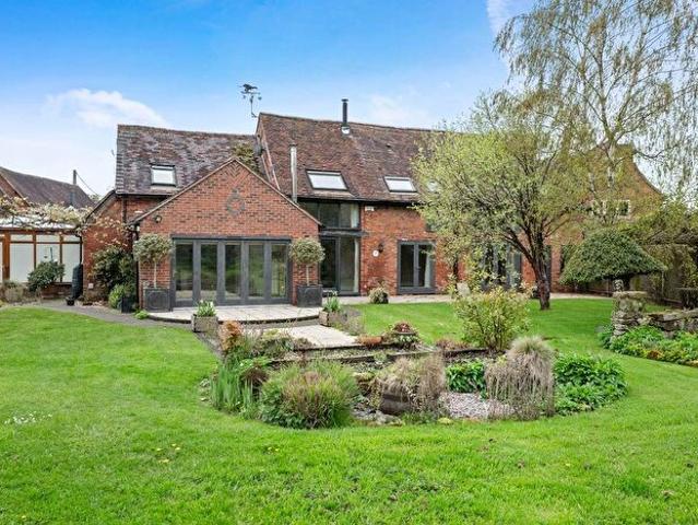 4 Bedroom Barn Conversion To Rent In Spencers Lane, Berkswell, Coventry, CV7
