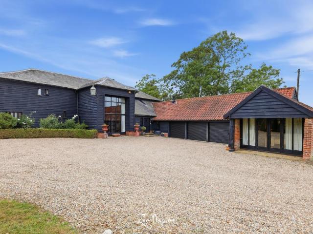 4 bedroom barn for sale