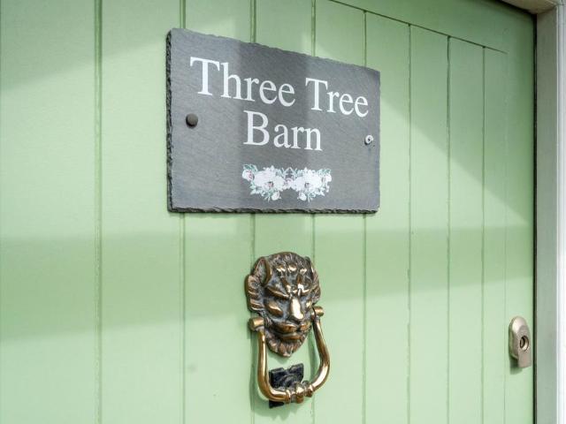 4 bedroom barn for sale