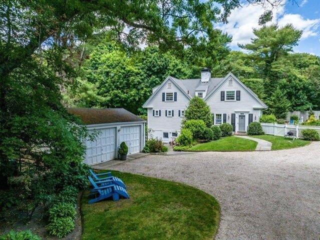 4 bedroom, Barnstable MA 02655 105160906