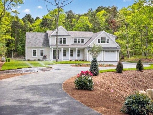 4 bedroom, Barnstable MA 02675 LS102960133