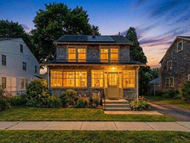 4 bedroom, Barnstable MA 02601 102410180