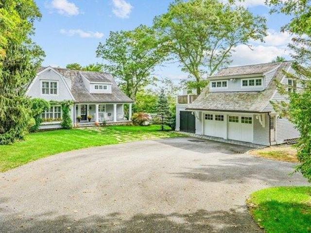 4 bedroom, Barnstable MA 02632 105082511
