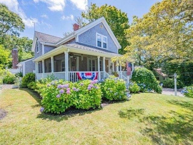 4 bedroom, Barnstable MA 02635 LS102585722