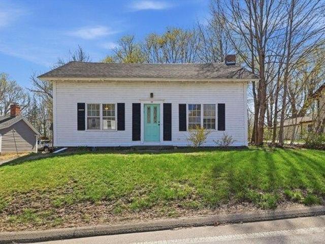4 bedroom, Barre MA 01005 102447853