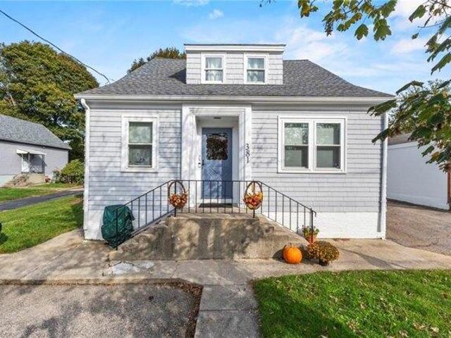 4 bedroom, Barrington RI 02806 101933424