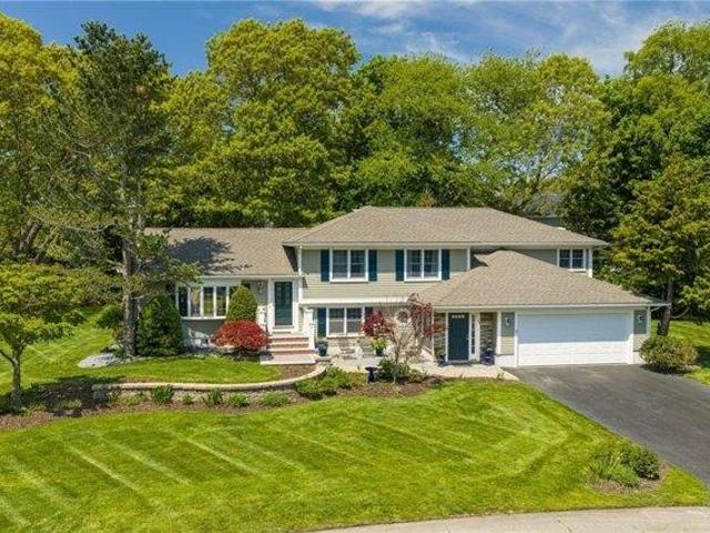 4 bedroom, Barrington RI 02806 102827736