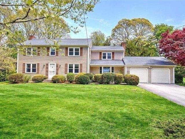 4 bedroom, Barrington RI 02806 102316490