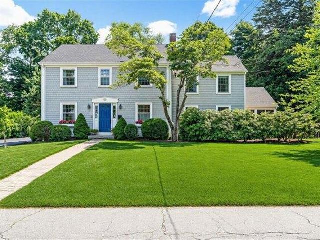 4 bedroom, Barrington RI 02806 105093303
