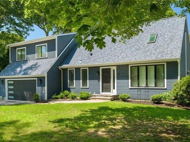 4 bedroom, Barrington RI 02806 105206082