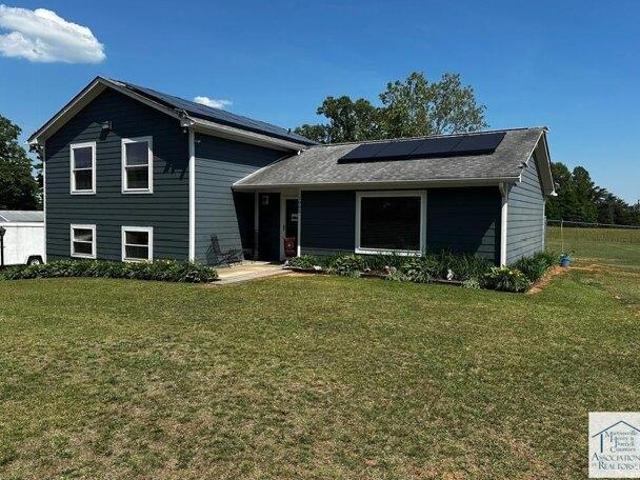 4 bedroom, Bassett VA 24055 104907459