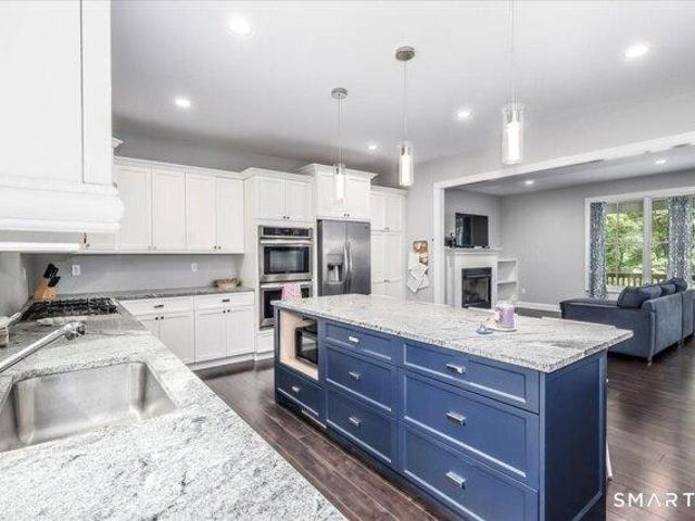 4 bedroom, Bethel CT 06801 104789573