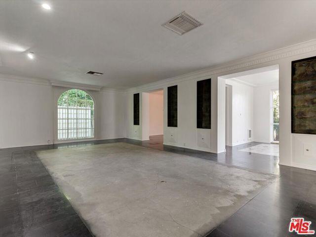 4 bedroom, Beverly Hills CA 90210 87463978