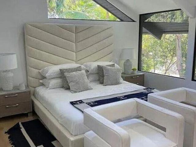 4 bedroom, Beverly Hills CA 90210 88772919