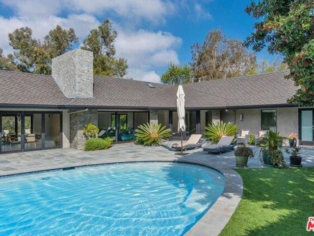 4 bedroom, Beverly Hills CA 90210 LS89129195