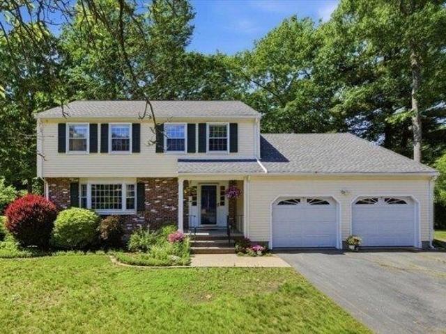 4 bedroom, Beverly MA 01915 103931171