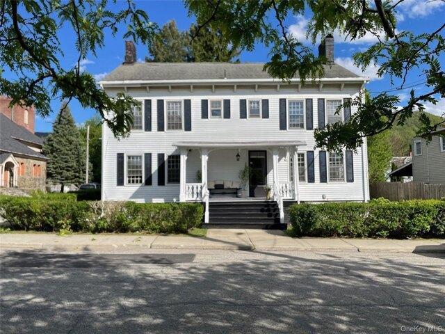 4 bedroom, Beacon NY 12508 103603536