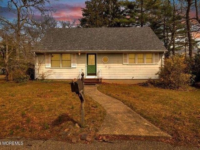 4 bedroom, Beachwood NJ 08722 LS102562139