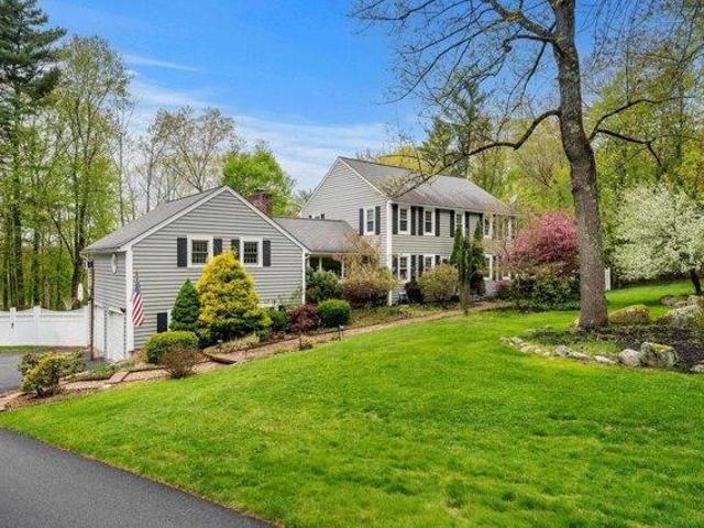 4 bedroom, Bedford NH 03110 102476867