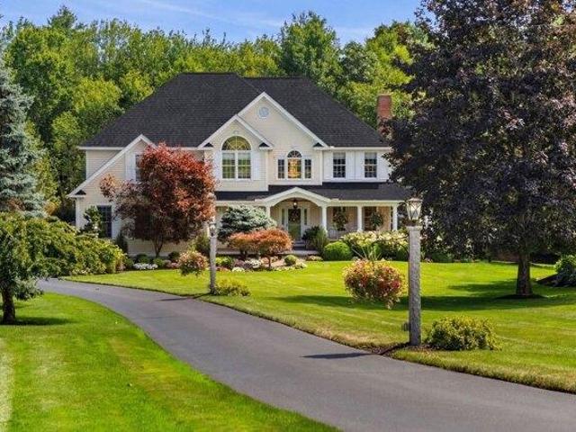 4 bedroom, Bedford NH 03110 102119961