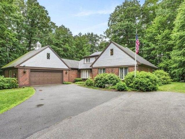 4 bedroom, Bedford NH 03110 103602507