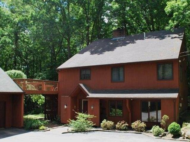 4 bedroom, Bedford NH 03110 104570185