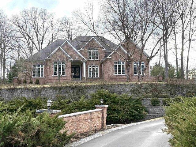 4 bedroom, Bedford NH 03110 104869410
