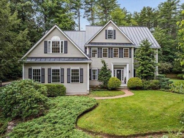 4 bedroom, Bedford NH 03110 105109598