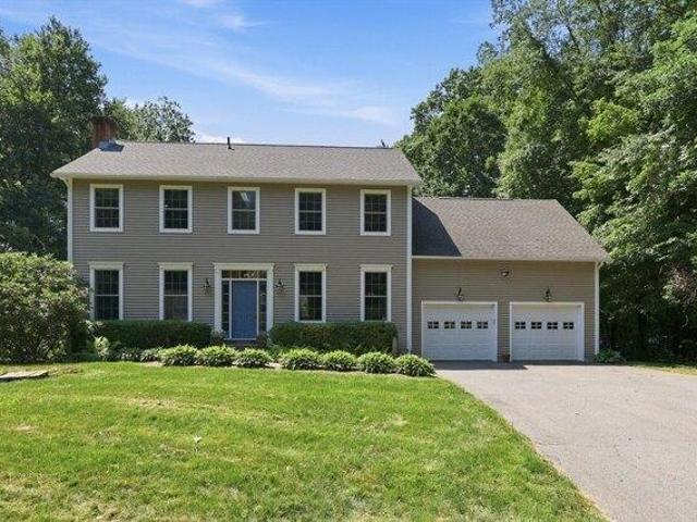 4 bedroom, Belchertown MA 01007 104833534