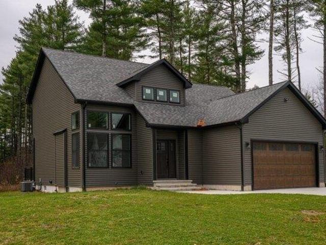 4 bedroom, Belchertown MA 01007 102585487
