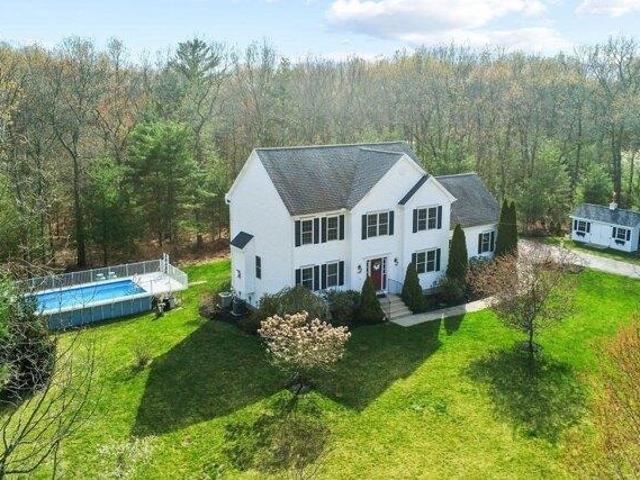 4 bedroom, Bellingham MA 02019 102369948