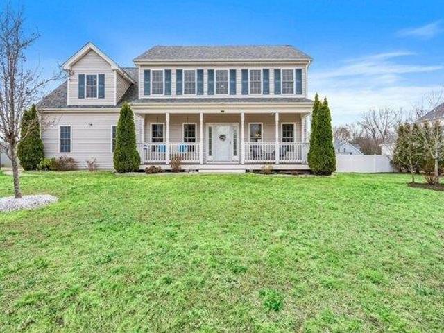 4 bedroom, Bellingham MA 02019 LS102670421