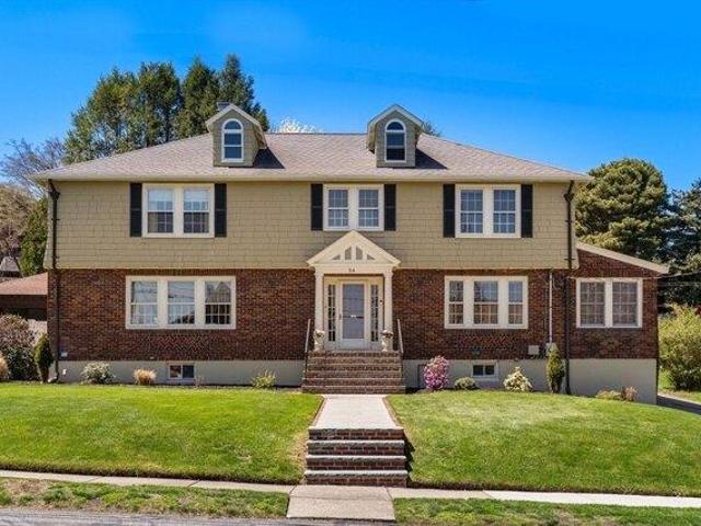 4 bedroom, Belmont MA 02478 LS102409714