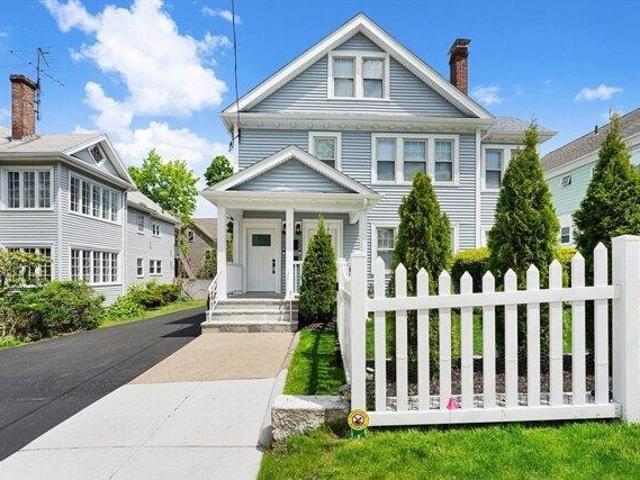 4 bedroom, Belmont MA 02478 LS102779189