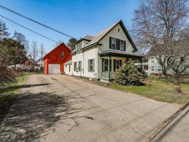 4 bedroom, Belmont NH 03220 102313892