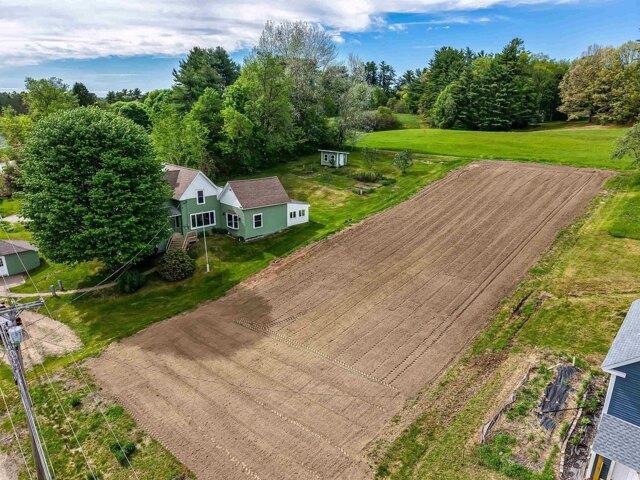 4 bedroom, Belmont NH 03220 LS102823989