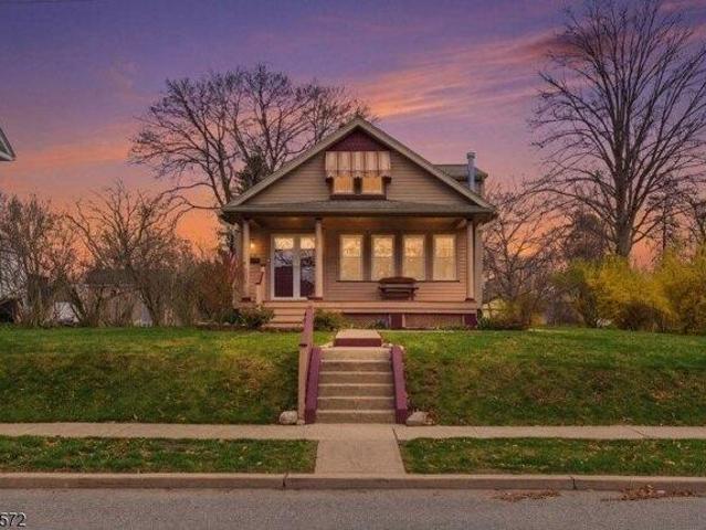 4 bedroom, Belvidere NJ 07823 102563271